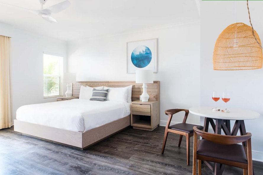 TOP 10 Best Hotels in Key West to Travel on a Budget!