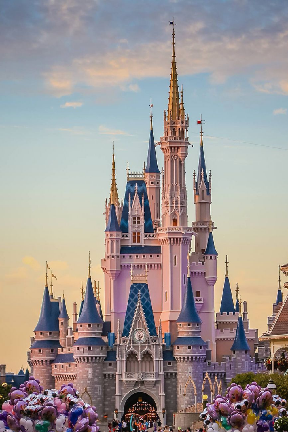 The Ultimate 2021 Disney Packing List of Must-Have Disney Essentials!