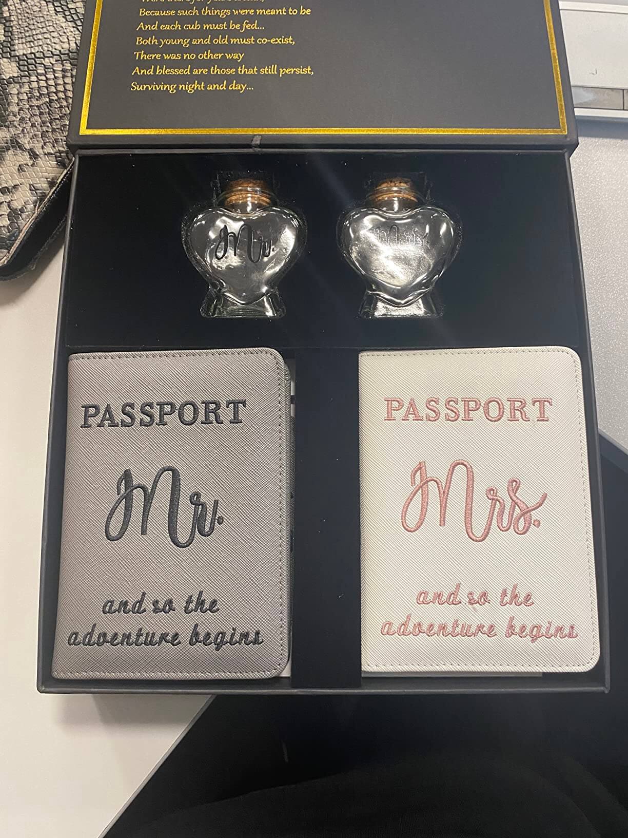 37+ Wedding Gifts For Travelers [Practical + Thoughtful!] - Travel By Maya